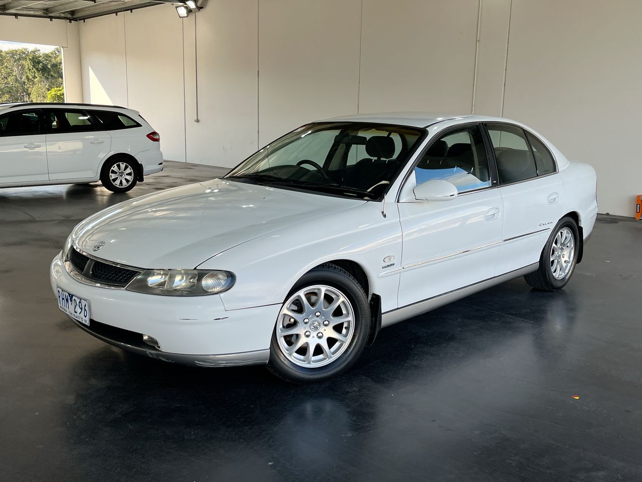 2002 Holden Calais VX Automatic Sedan Auction (0001-21048196) | Grays ...