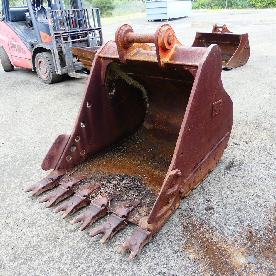 Cat Trenching Bucket (Suit Cat 320) Auction (0011-5059906) | Grays ...