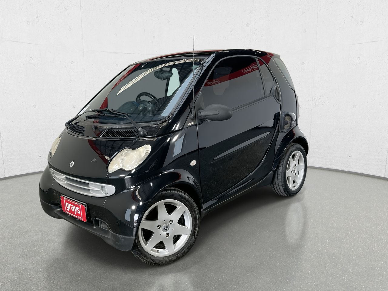 2005 Smart FORTWO COUPE C450 Automatic Coupe Auction (0001-10348639 ...