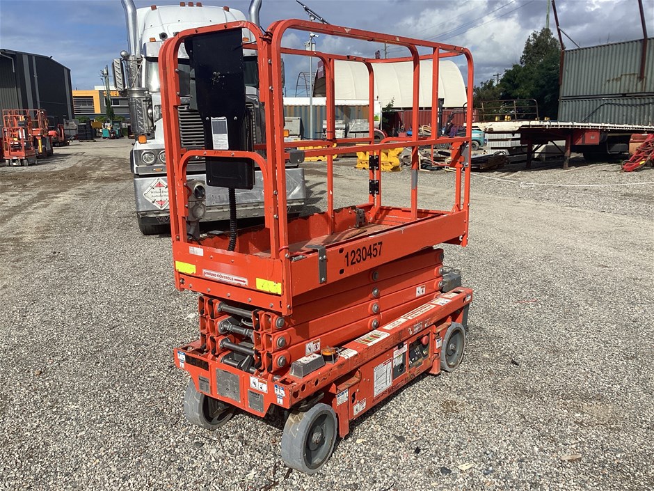 2019 Haulotte Optimum 8 AC Scissor Lift Auction (0346-7057569) | Grays ...