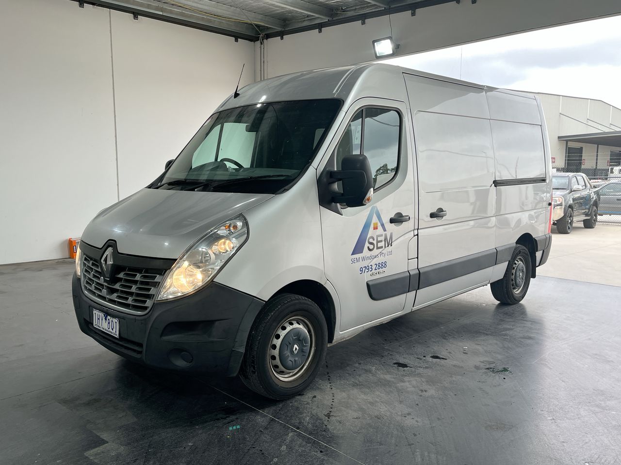 2015 Renault Master MWB MID ROOF Turbo Diesel Automatic Van Auction ...