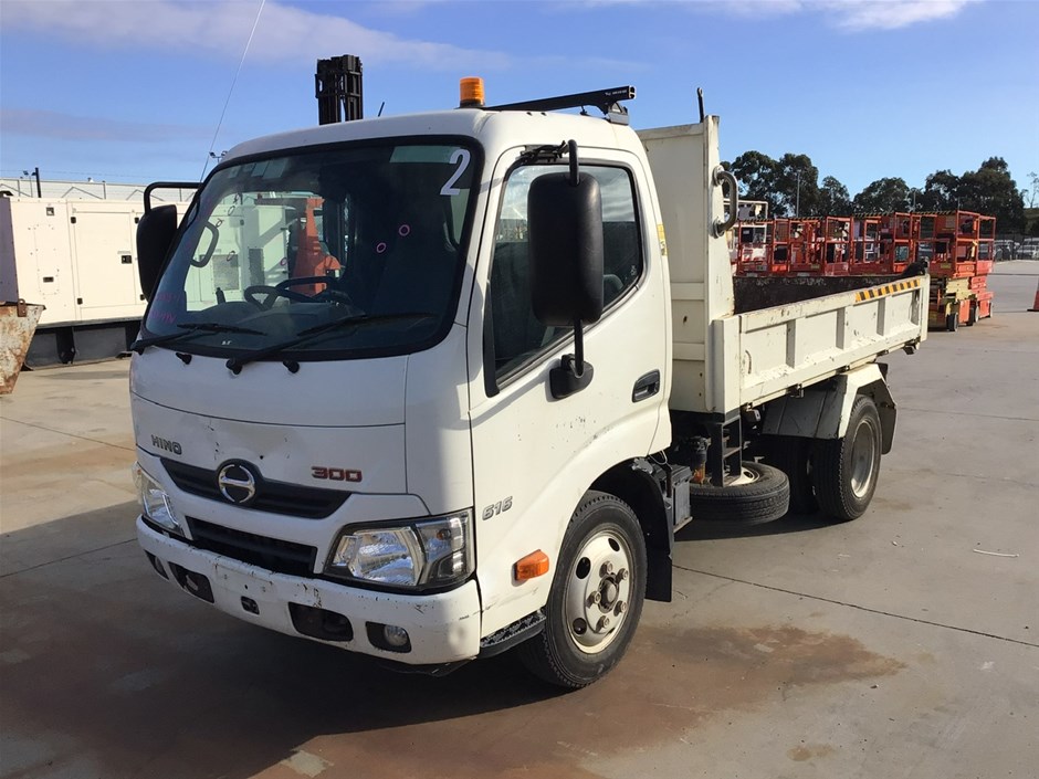 No Reserve Ex-Hire Excavation & Construction Equipment - VIC