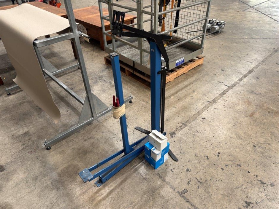 Carton Stapler Auction (0048-5059833) | Grays Australia