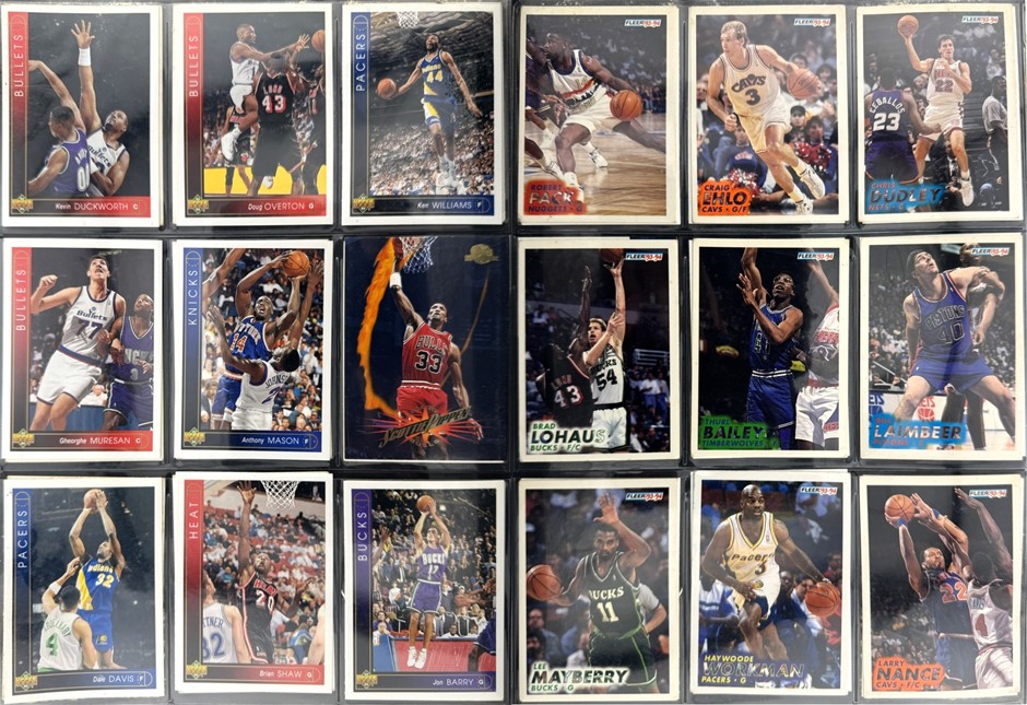 VINTAGE BASKETBALL TRADING CARDS (INCLUDING EARLY SCOTTIE PIPPEN CARD ...