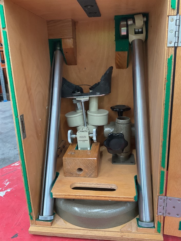 Meopta 619 Vintage Microscope Set with Wooden Case Auction (0004 ...