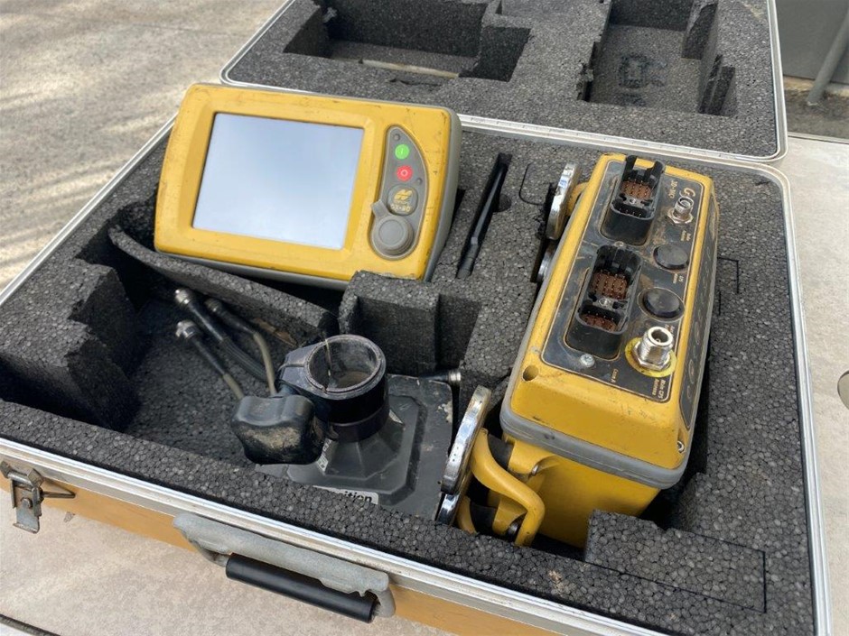 Topcon GX-60 / MC-R3 GPS System Auction (0078-5060491) | Grays Australia