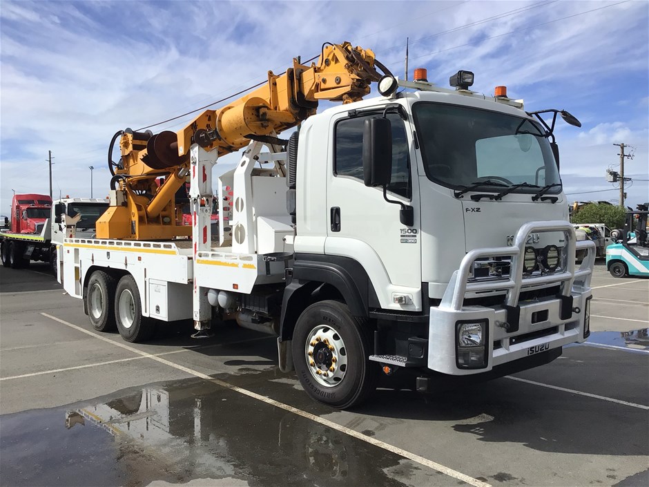 2013 Isuzu FH 1500 6 x 4 Auto Crane Borer Truck (Ex. Corp) Auction ...