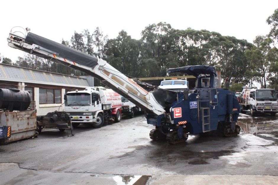 2004 BITELLI DTV Asphalt Crawler Machine Auction (0023-5060156) | Grays ...