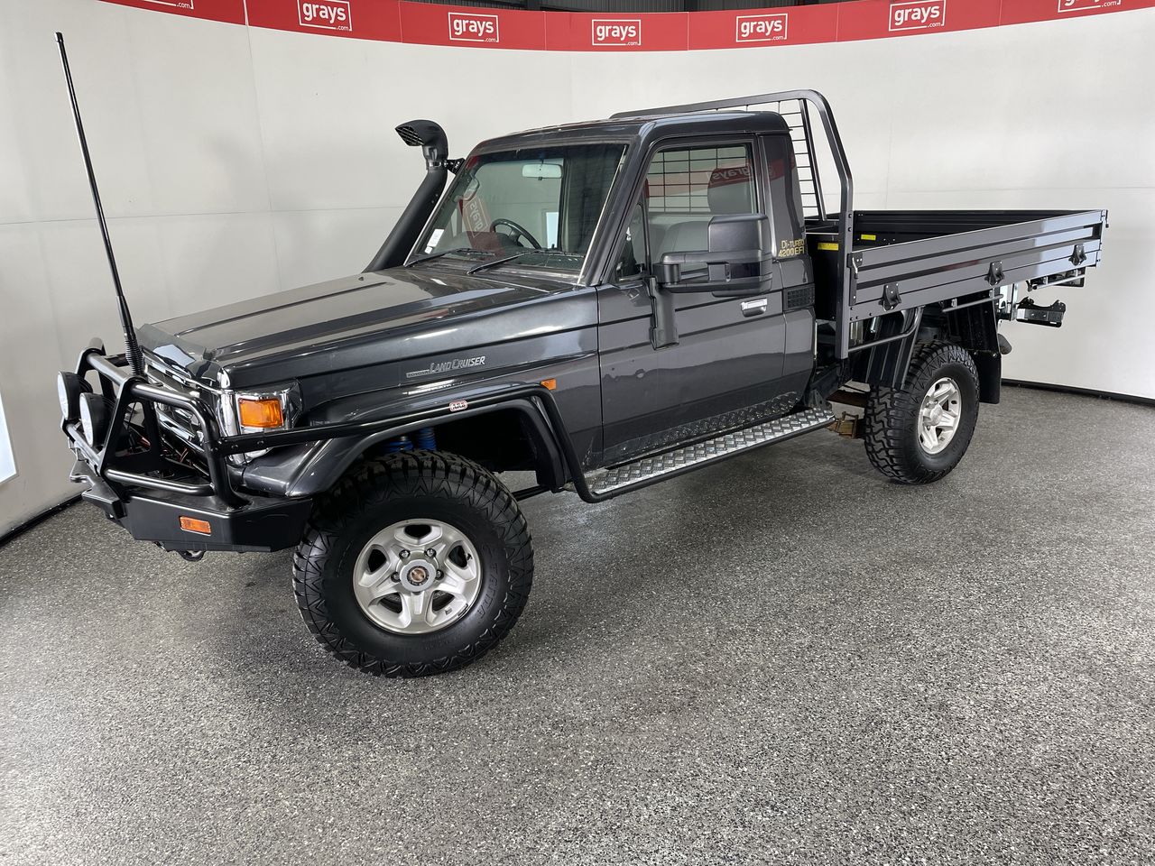 2006 Toyota Landcruiser (4x4) HDJ79R Turbo Diesel Manual Cab Chassis ...