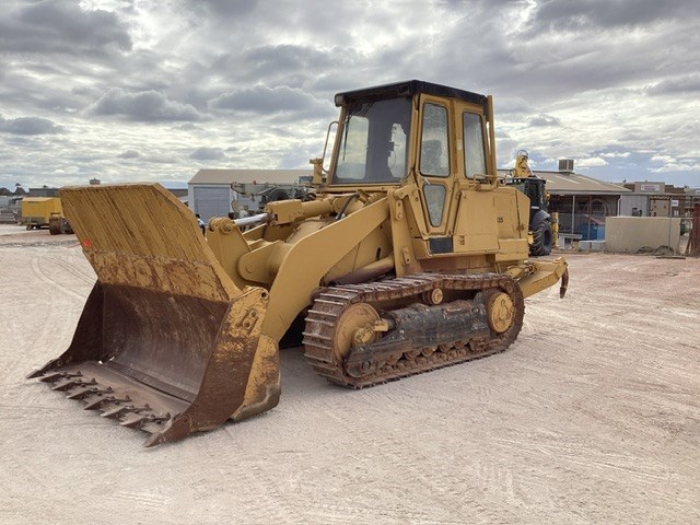 Caterpillar 953B Crawler Dozer Auction (0034-3033596) | Grays Australia