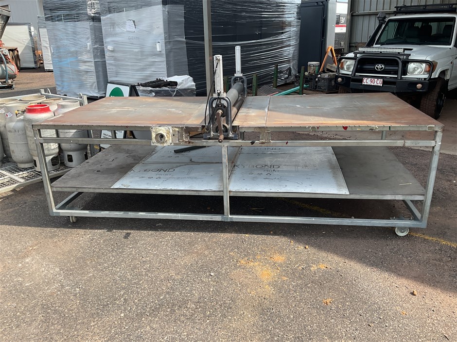Flatbed Applicator Table Auction (0010-8020601) | Grays Australia
