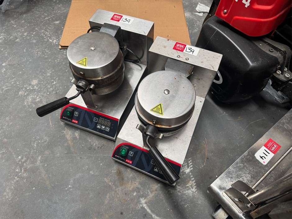 Waffle Makers x2 Auction (0139-5060164) | Grays Australia