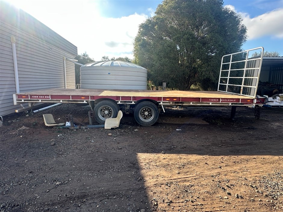 2017 Beavertail Trailers Pig Tandem Pig Trailer Auction (0011-3033706 ...