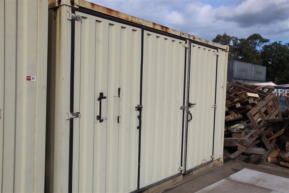 13Ft. Shipping Container, With Refrigeration Unit Auction (0030-5060196 ...