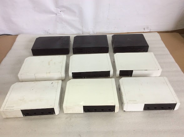 Nintendo Wii Mixed Model Console (Lot of 9) Auction (0019-2570000 ...