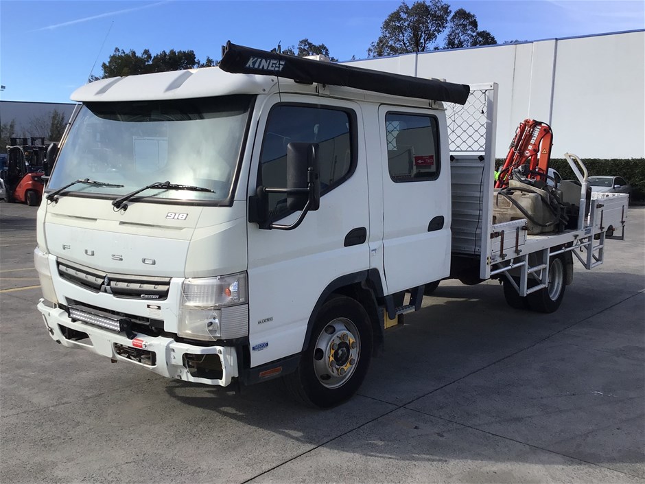 2014 Mitsubishi Fuso 7/800 4 x 2 Service Truck Auction (0048-5060477 ...