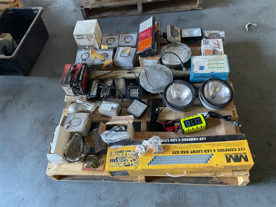 Car Accessory Package Auction (0048-8020685) | Grays Australia