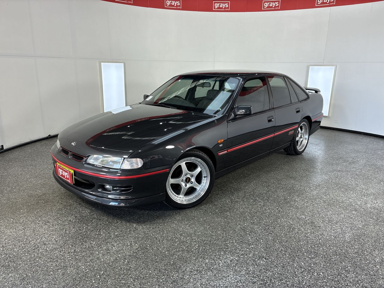 1993 Holden Commodore SS VR Automatic Sedan Auction (0001-10054403 ...