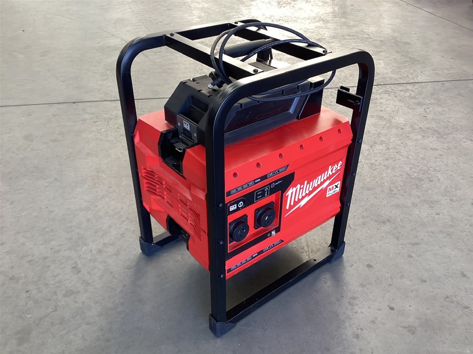 MILWAUKEE Power Supply Auction (0001-3034339) | Grays Australia