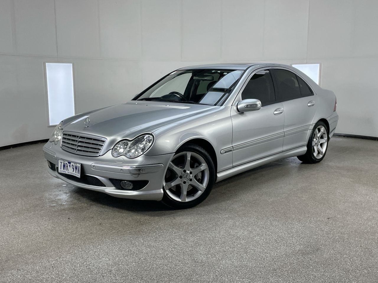 2006 Mercedes Benz C200 Kompressor Classic W203 Automatic Sedan Auction ...