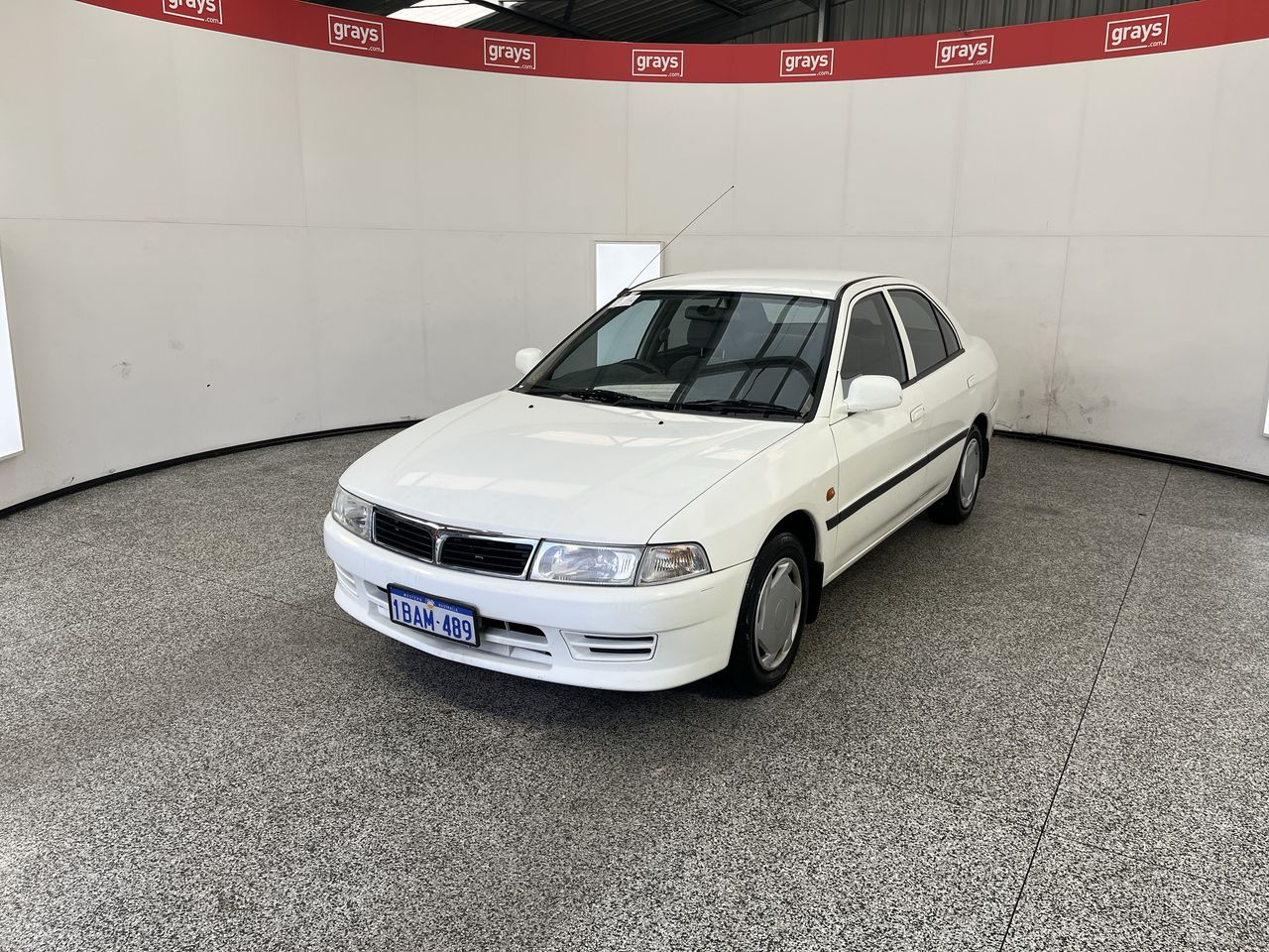 2001 Mitsubishi Lancer GLXi CE Automatic Sedan Auction (0001-9061762 ...