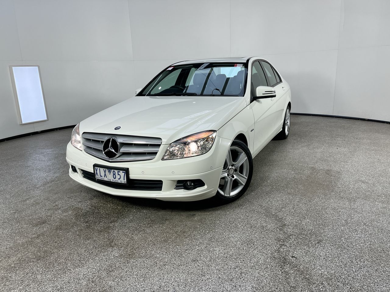 2009 Mercedes Benz C200 CGI BLUE EFFICIENCY W204 Automatic Sedan ...