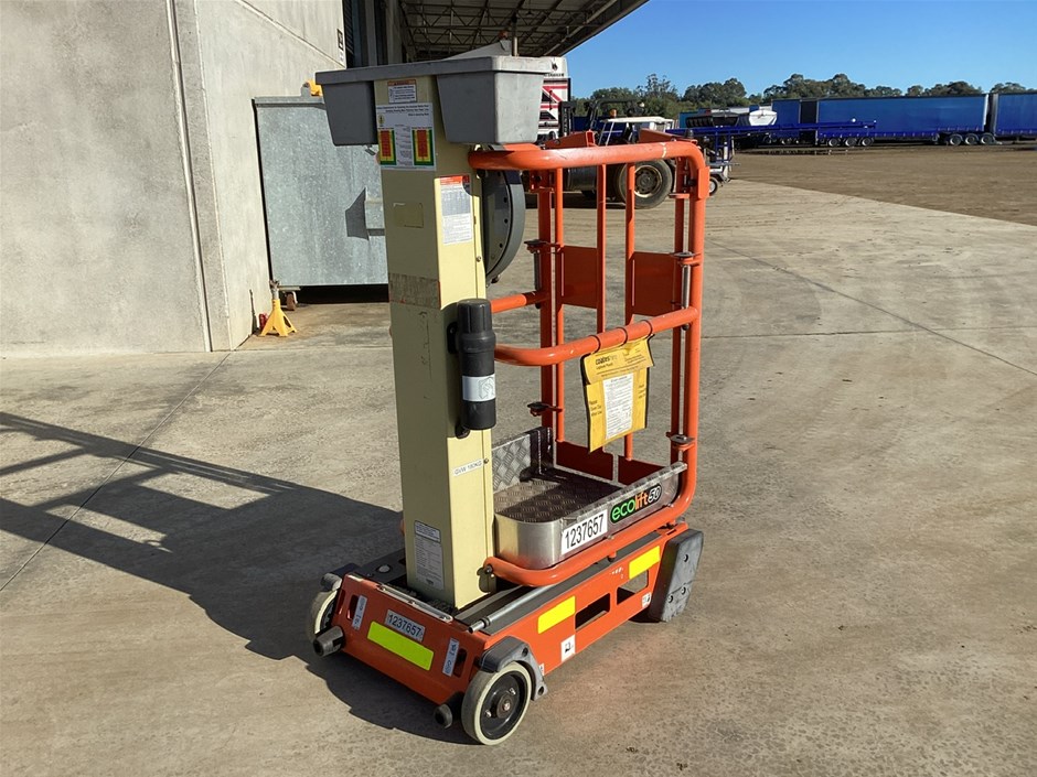 2018 JLG Ecolift 50 Vertical Man Lift Auction (0071-3034749) | Grays ...