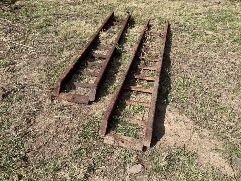 Fabricated Steel Loading Ramps Auction (0164-7059111) | Grays Australia
