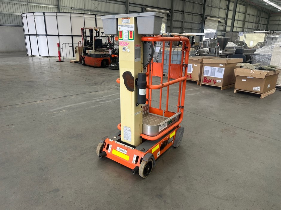 2018 JLG EcoLift 50 Vertical Man Lift Auction (0003-3035061) | Grays ...