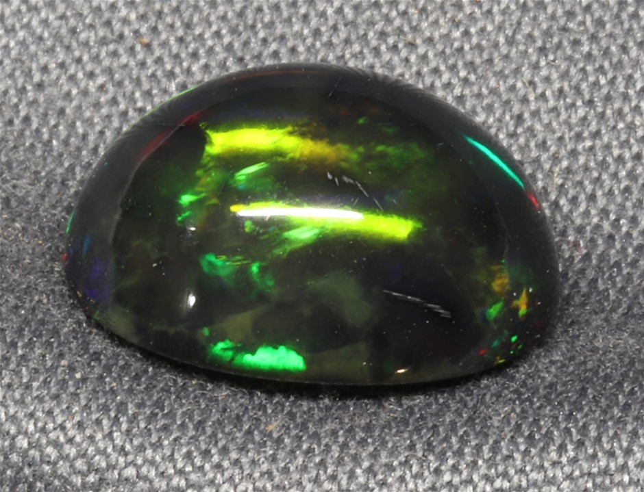 Solid Black Opal, weight 4.60 carats Auction (0009-2572102) | Grays Australia