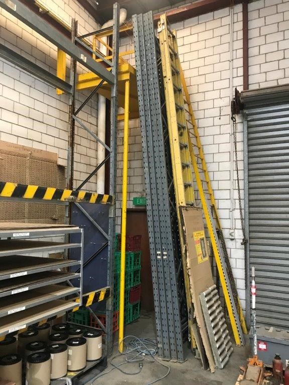 Extension Ladder, Packaging Uprights, Comil Security Door & Roller Beds ...