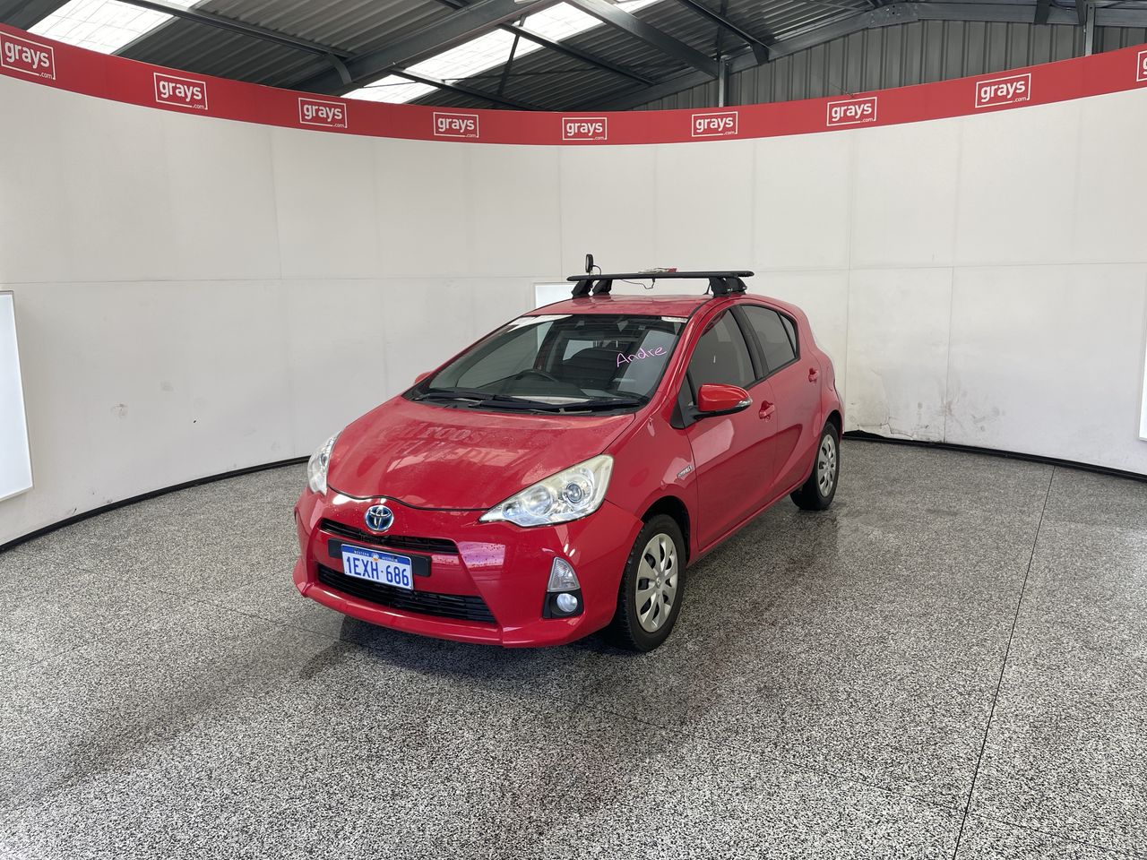 2014 Toyota Prius-C NHP10R CVT Hatchback Auction (0001-9062978) | Grays ...