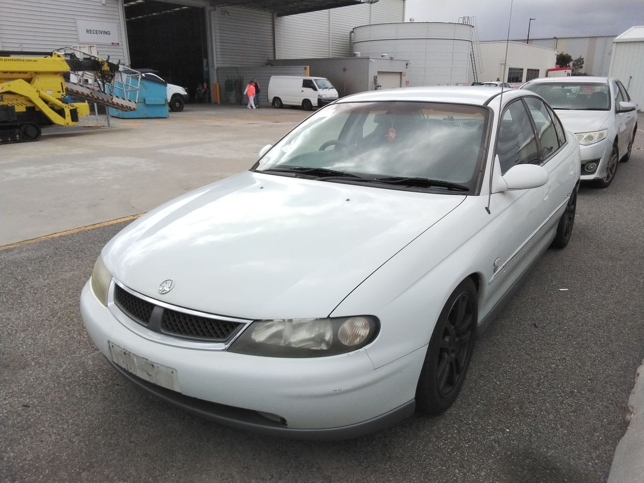 2001 Holden Calais VX Automatic Sedan Auction (0001-9063693) | Grays ...
