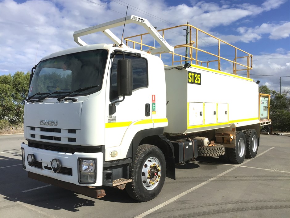 2014 Isuzu FVZ 6 x 4 Service Truck Auction (0068-7059656) | Grays Australia