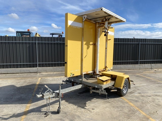 2013 Bartco VMC5CASM Single Variable Message Sign Trailer Auction (0101 ...