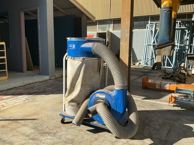 Carbatec Dust Extractor Auction (0005-9063779) | Grays Australia