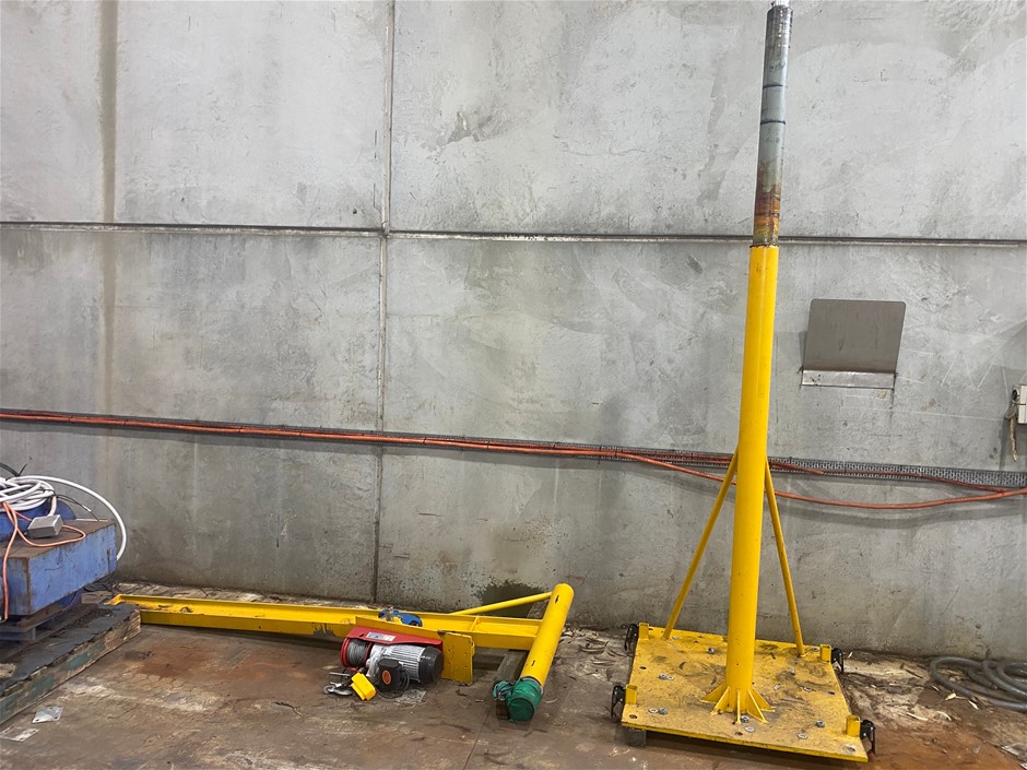 Standalone Gantry Crane Auction (0057-5061083) | Grays Australia