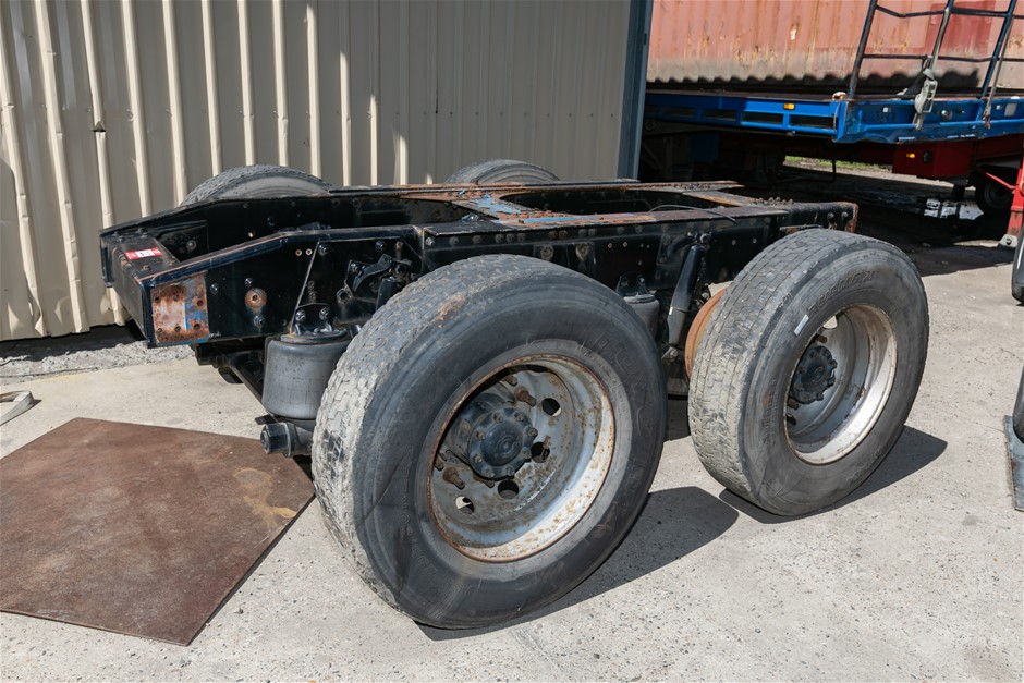 NEWAY Half Cut Chassis Rear End Drive Auction (0022-5061140) | Grays ...