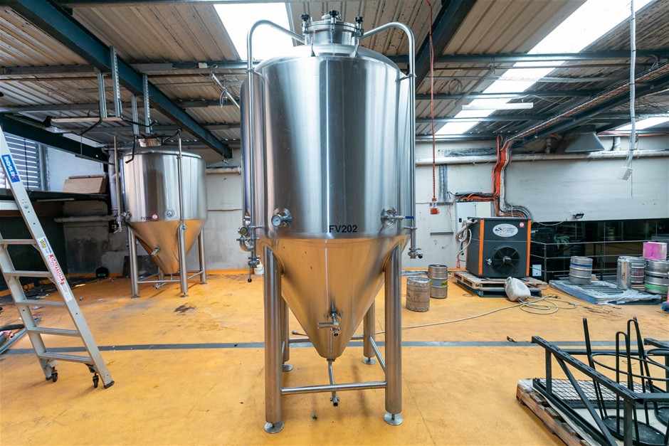 1 x 2000L Conical Insulated Fermentation Tank Stainless Steel Auction ...