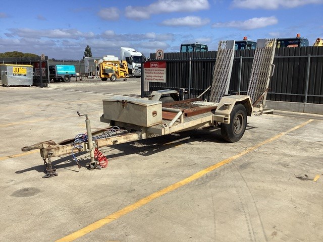 Custom Plant Single Axle Plant Trailer Auction (0055-8021050) | Grays ...