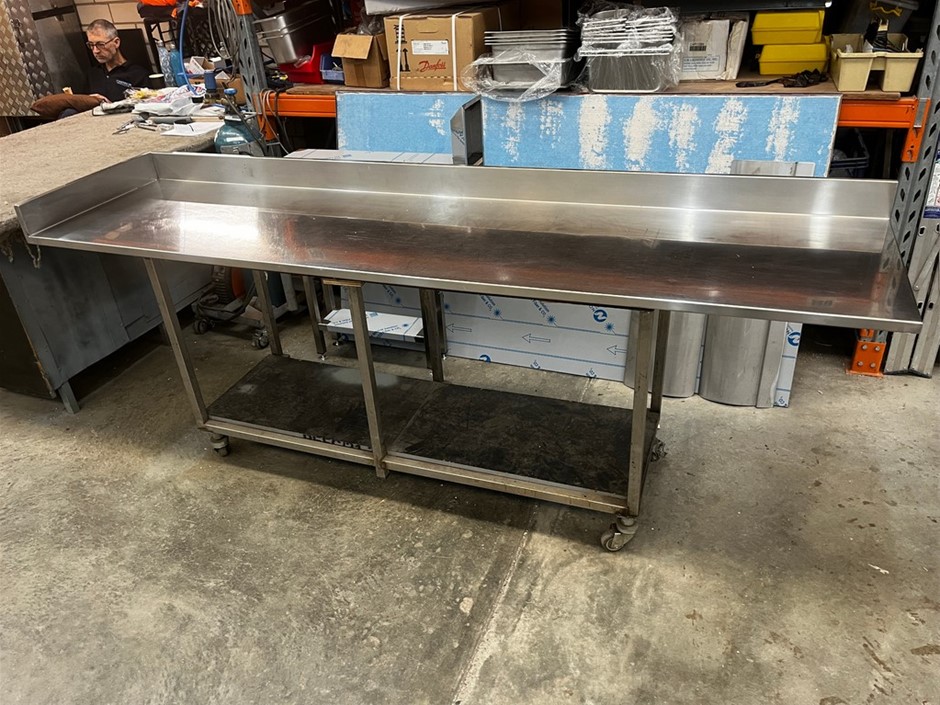 Stainless Steel Commercial Prep Bench Auction (0018-5061331) | Grays ...