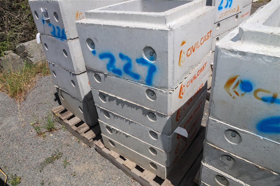 Precast Concrete Pit Raiser x6 Auction (0227-5061489) | Grays Australia