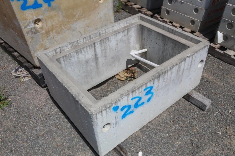 Precast Concrete Pit Raiser Auction (0223-5061489) | Grays Australia