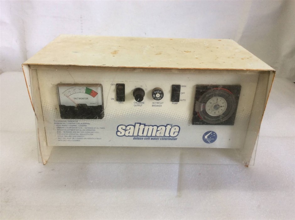 Saltmate SMT-30C Deluxe Salt Water Chlorinator Auction (0022-2575002 ...