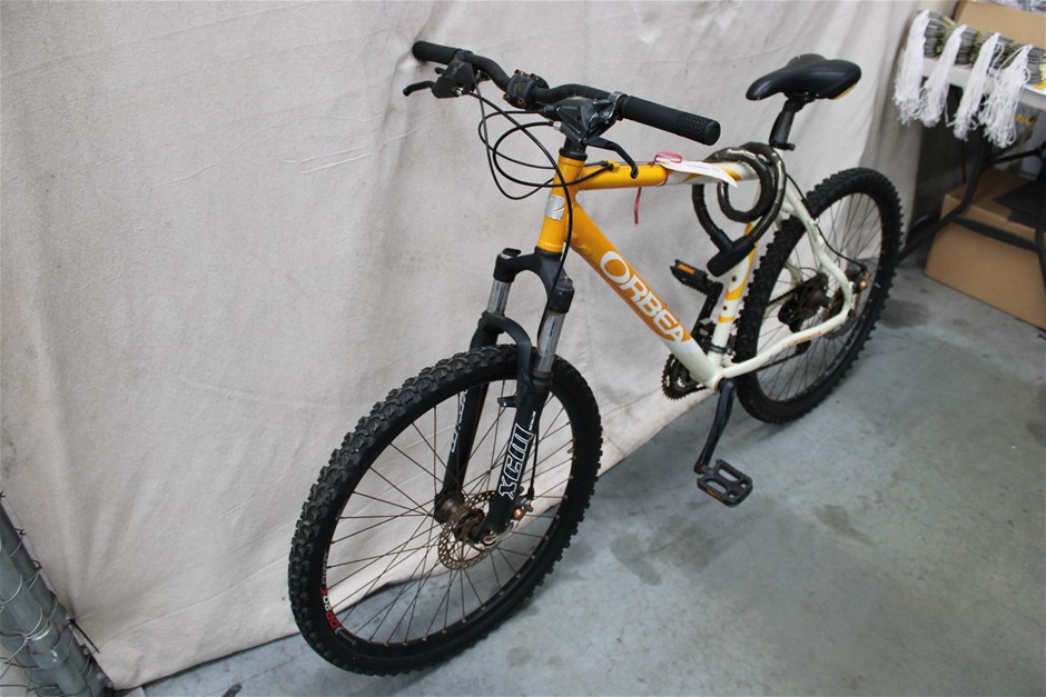 Orbea Yellow/Orange and White Bicycle Auction (0029-9064105) | Grays ...