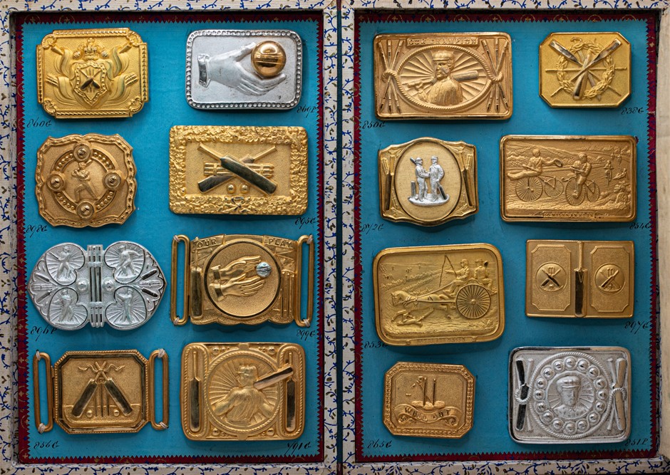 Approx 16 x Vintage Cricket Belt Buckles in Display Case C:18-1900s ...