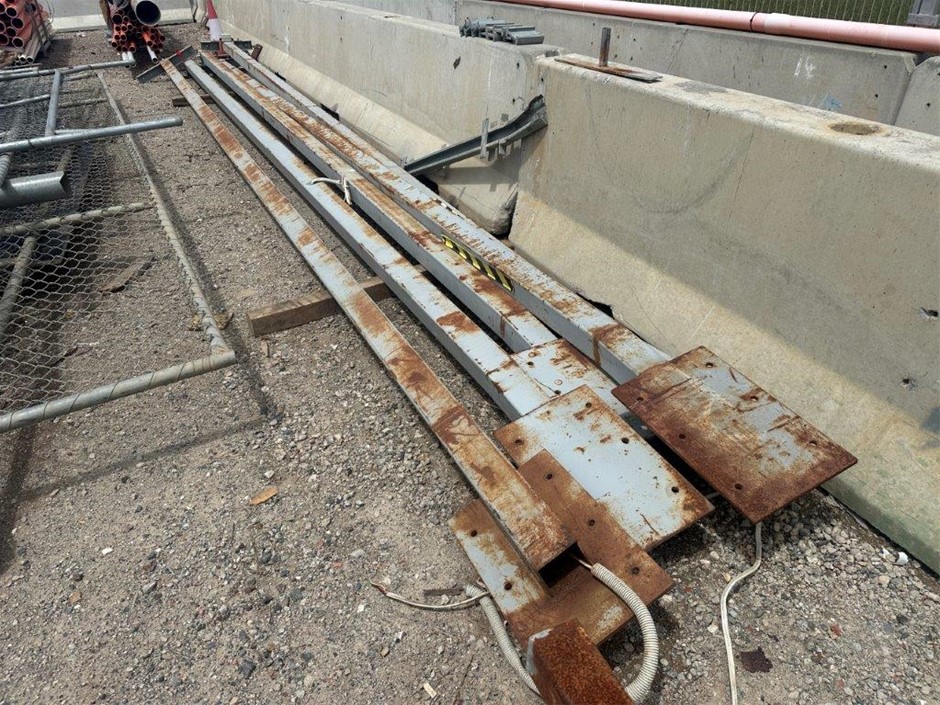 Fabricated Steel Light Pole x 5 Auction (0069-3036025) | Grays Australia