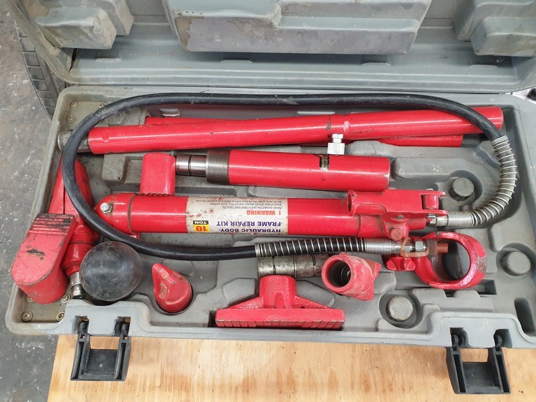 Hydraulic 10Ton Panel Beating Kit Auction (0013-5061657) | Grays Australia