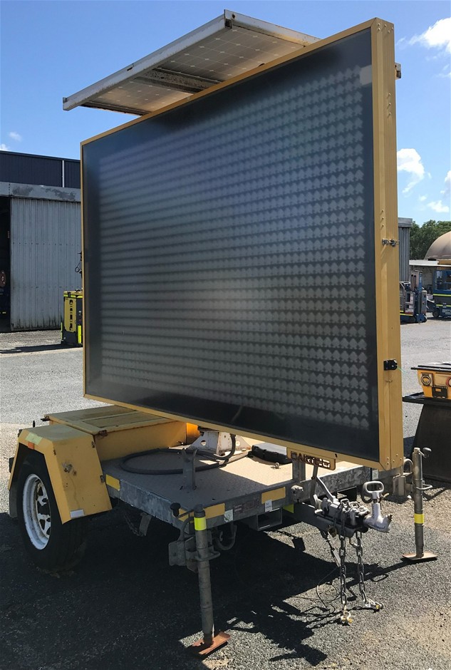 2014 Bartco VM-C-5C-ASM Variable Message Sign - C-Size - Colour - Radar ...
