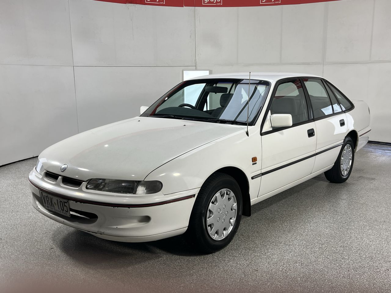 1995 Holden Commodore Executive VR Automatic Sedan Auction (0001 ...